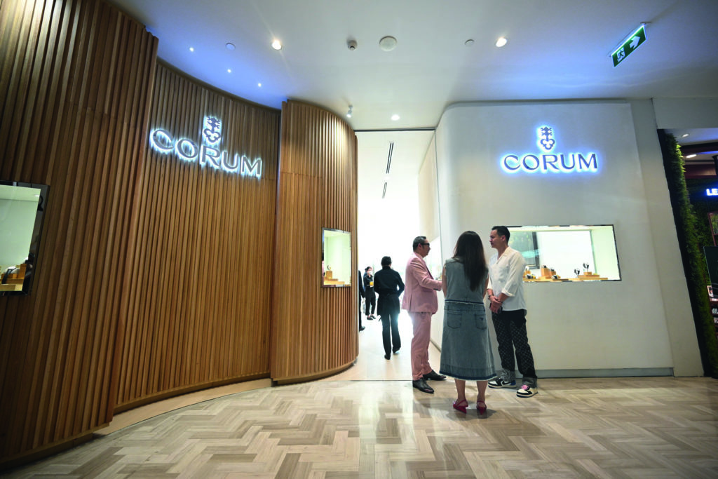 Corum sceglie Bangkok per un nuovo Concept Store: il "Corum Watch Club ...
